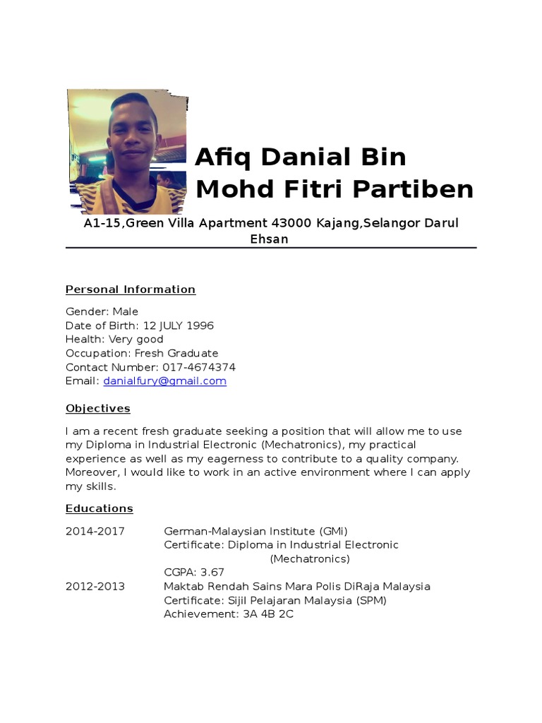 Fresh Graduate Resume - Mechatronics Skills | PDF