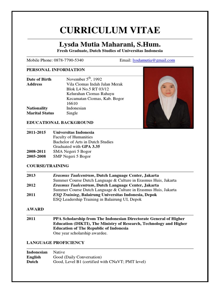 Curriculum Vitae: Lysda Mutia Maharani, S.Hum | PDF | Jakarta | Communication