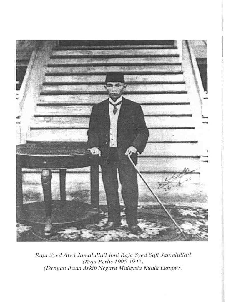 Buku Sejarah Kerajaan Perlis 1841-1957 - Julie Tang Su Chin - 4 PDF | PDF