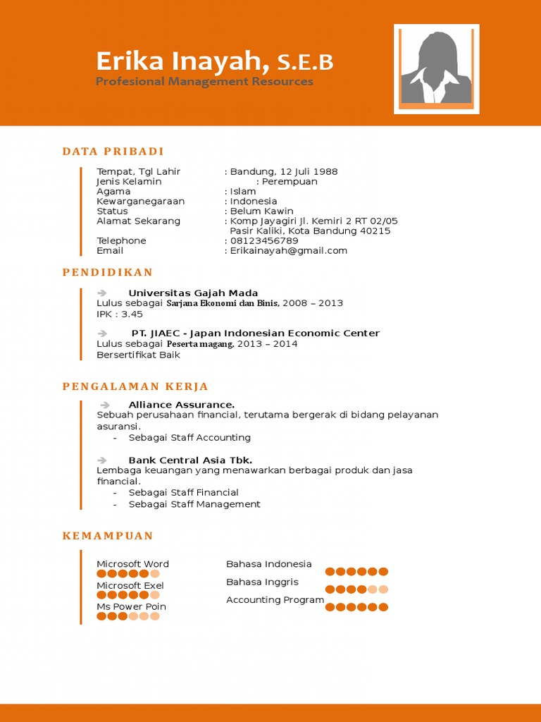 Contoh CV Simple Dan Elegan Dari Supriyono Lee | PDF