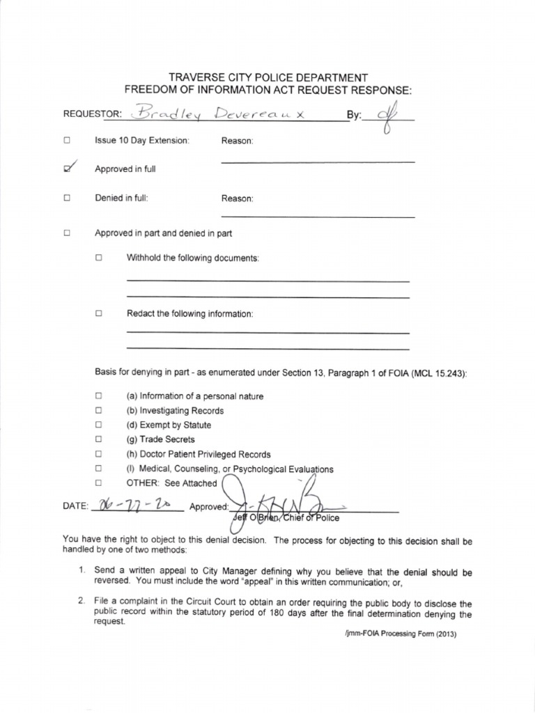 Traverse City Use of Force Policy | PDF | Deadly Force | Use Of Force