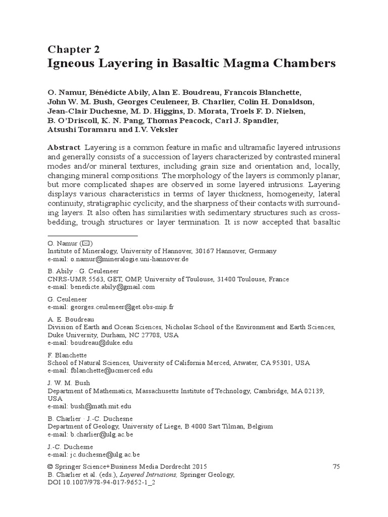 Igneous Layering in Basaltic Magma Chambers | PDF | Magma | Igneous Rock