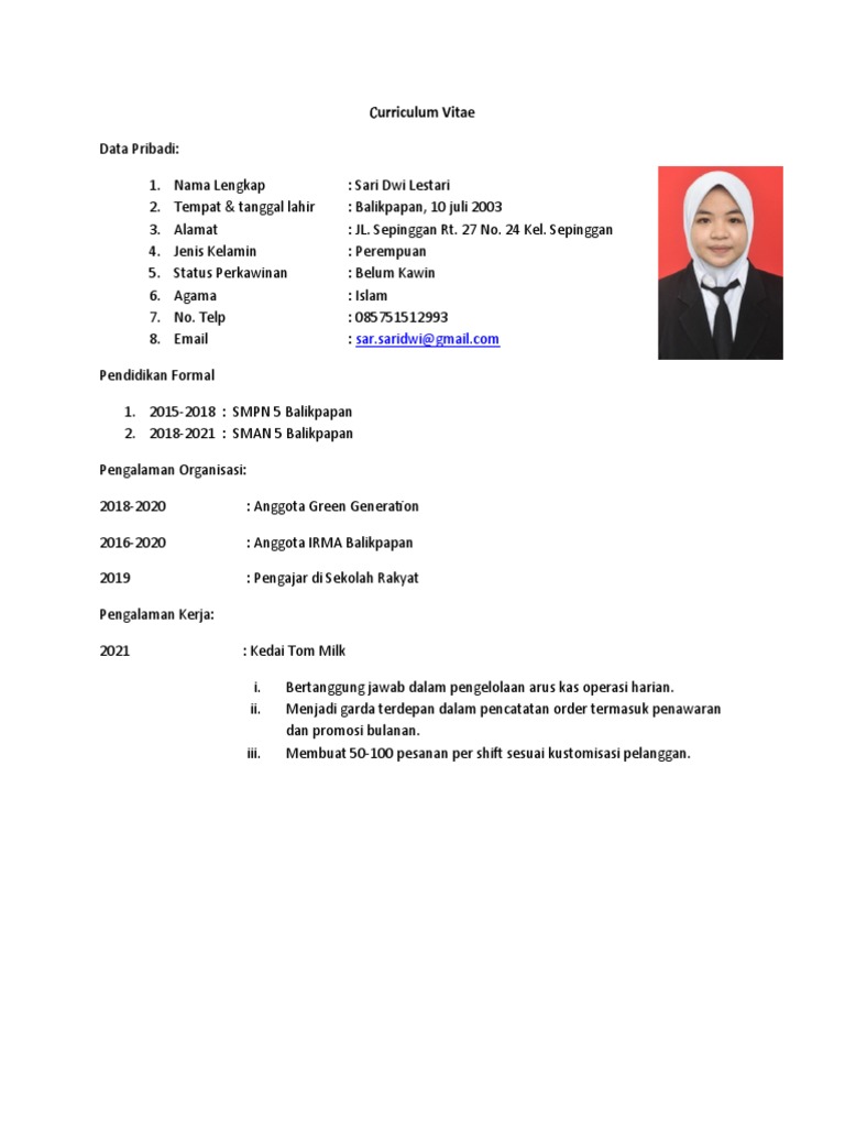 Lamaran Kerja Sari Dwi | PDF | Karier & Perkembangan | Kesehatan Holistik