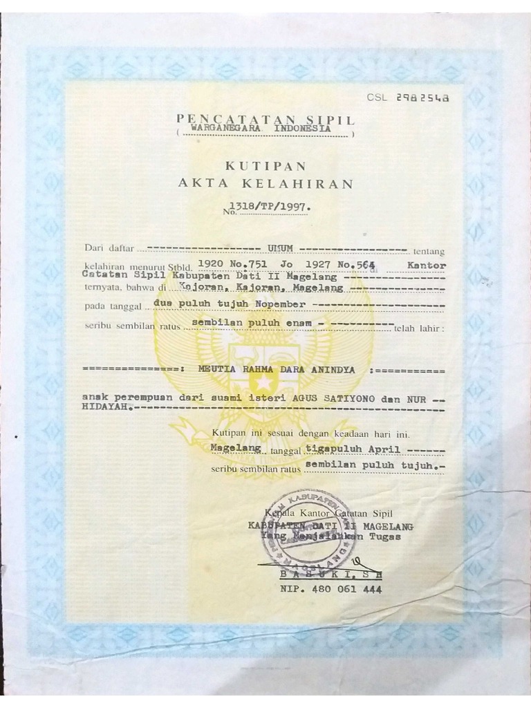 Berkas Data Diri | PDF