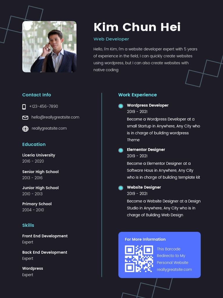 Maastricht Blue Minimalist Professional Resume Web Developer | PDF