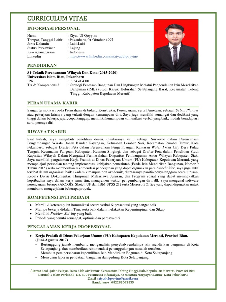 Curriculum Vitae: Informasi Personal | PDF | Karier & Perkembangan | Seni