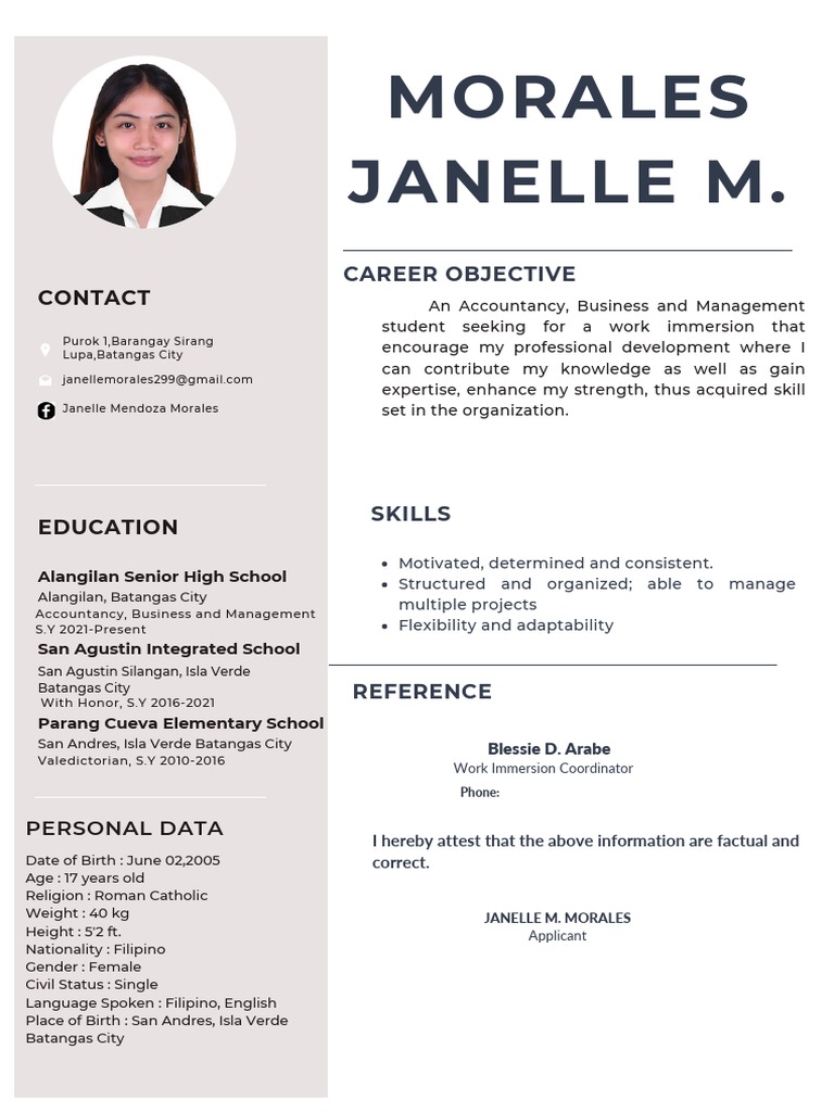 Black White Minimalist CV Resume | PDF