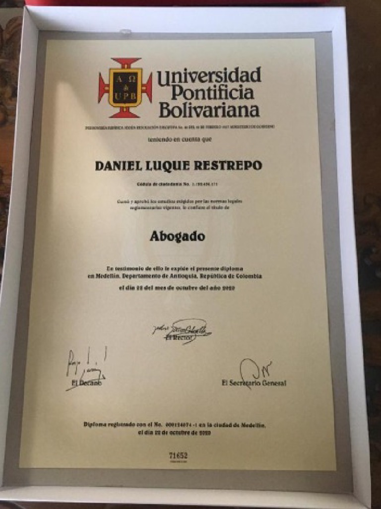 Diploma Universidad Pontificia | PDF