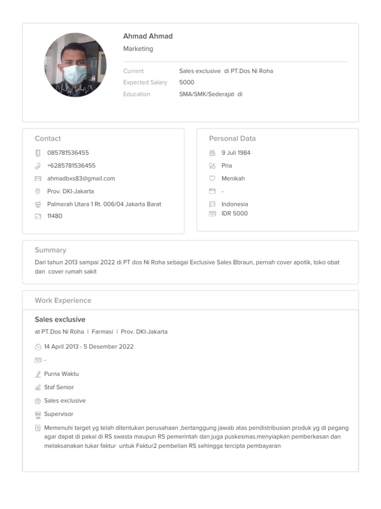 Profil Ahmad: Sales Exclusive Farmasi | PDF