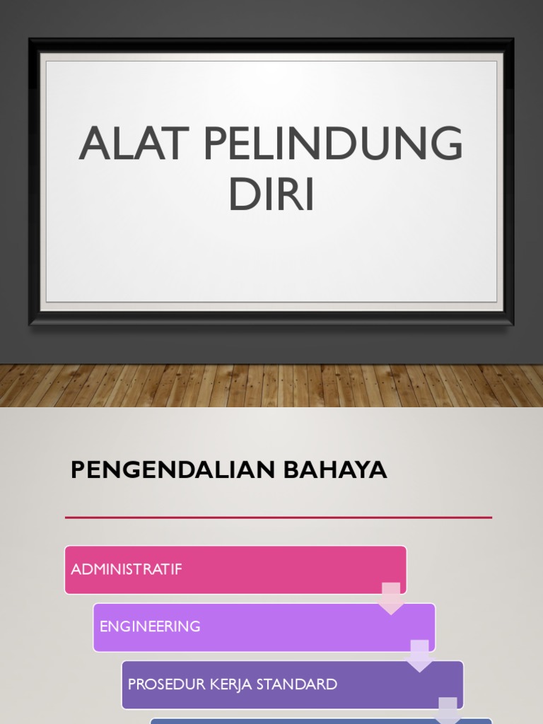 Sign Wajib Penggunaan APD di Tempat Kerja | PDF | Sains & Matematika