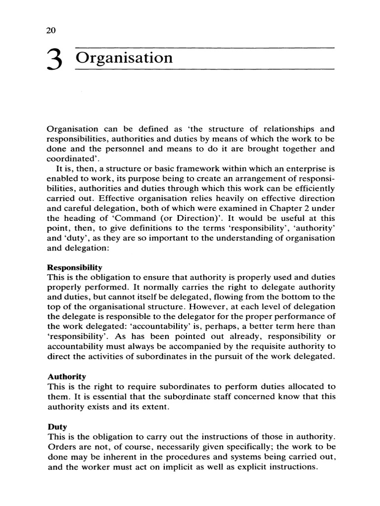 (Macmillan Professional Masters) E. C. Eyre M.ed., A.C.I.S. (Auth.) - Office Administration ...