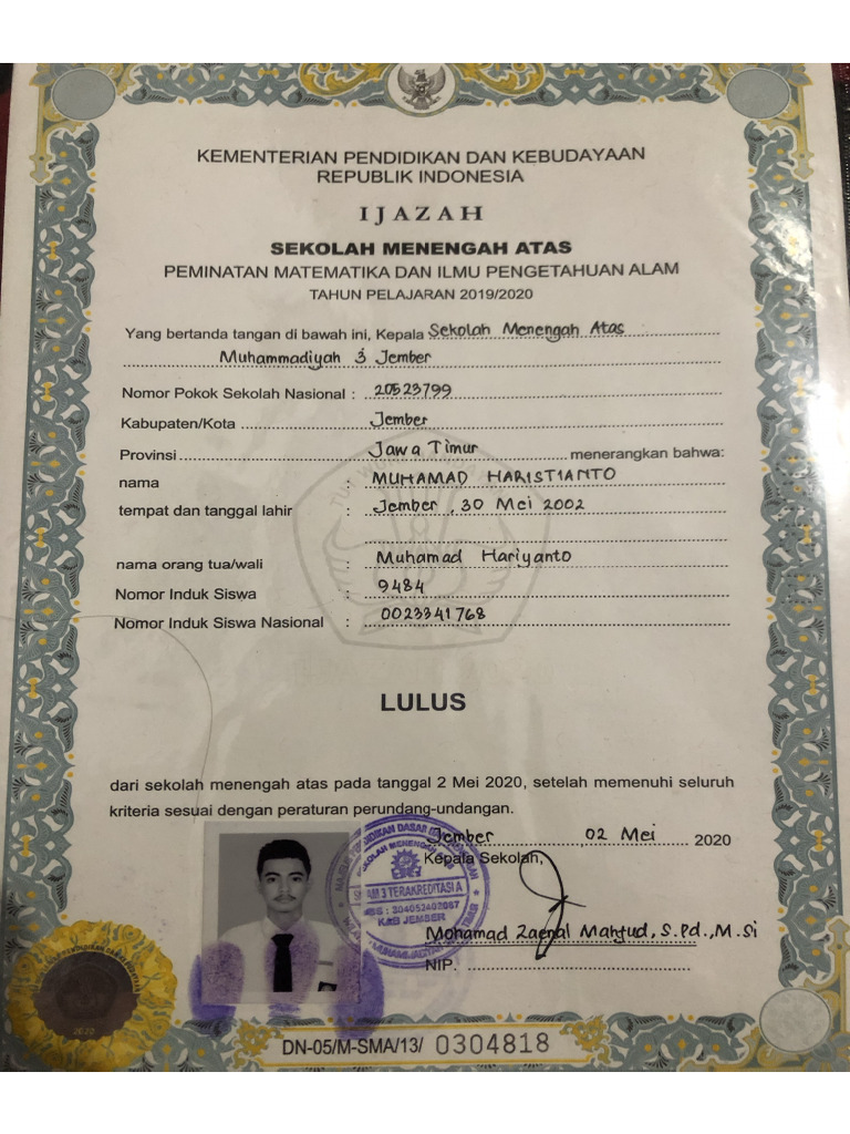 Ijazah, SKCK, KTP, Vaksin | PDF
