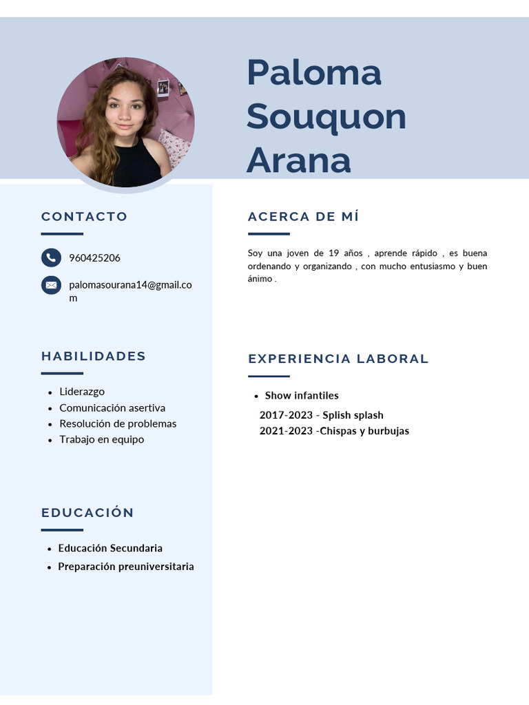 Currículum Vitae CV de Mujer Minimalista Azul | PDF