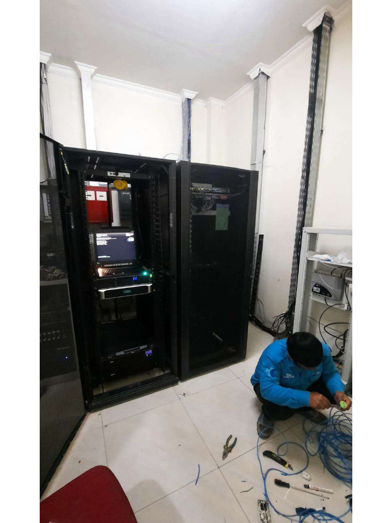 Dokumentasi Ruang Server | PDF