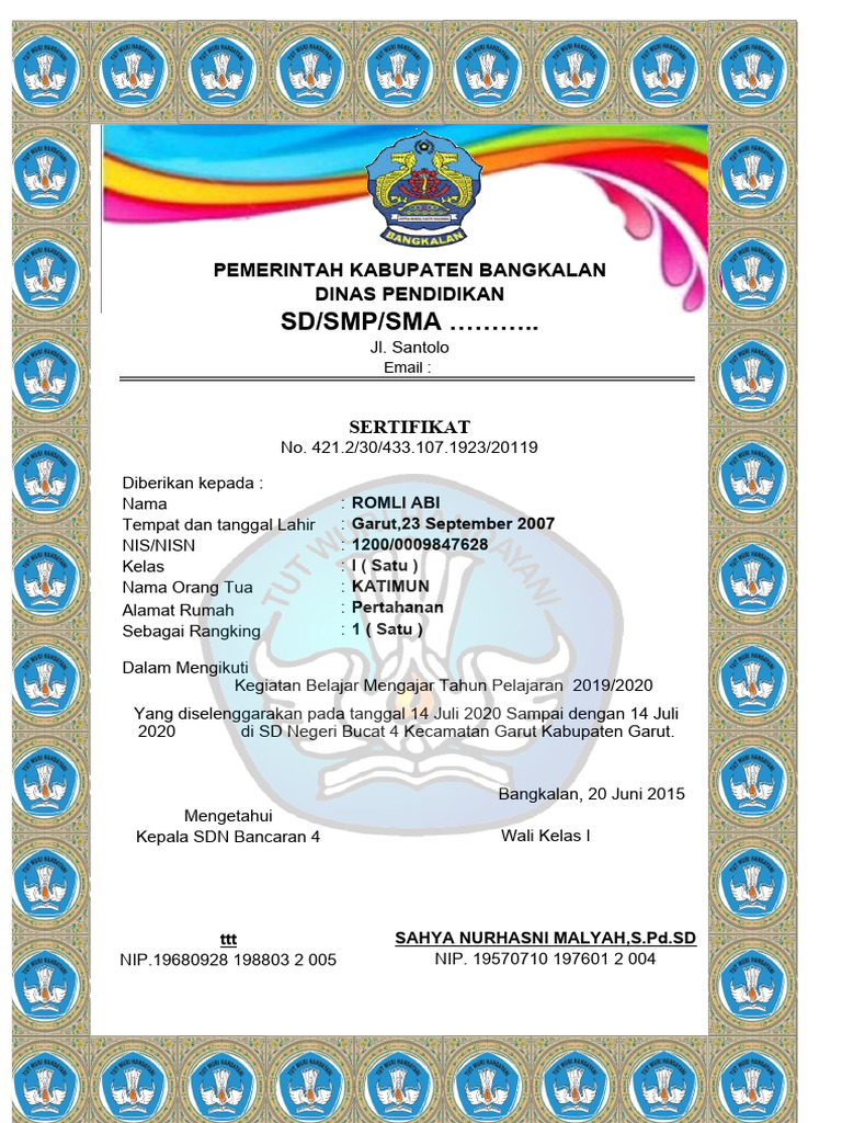 Aplikasi Piagam Penghargaan Siswa Di Sekolah | PDF