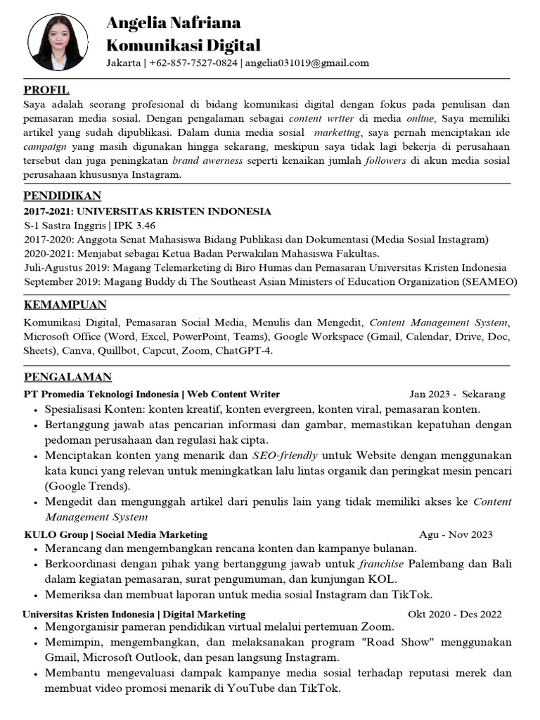 Angelia Nafriana Digital Communication Staff Resume | PDF | Karier & Perkembangan | Bisnis