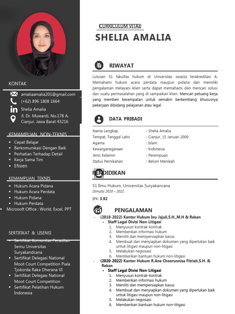 CV Shelia Amalia: Lulusan Hukum | PDF