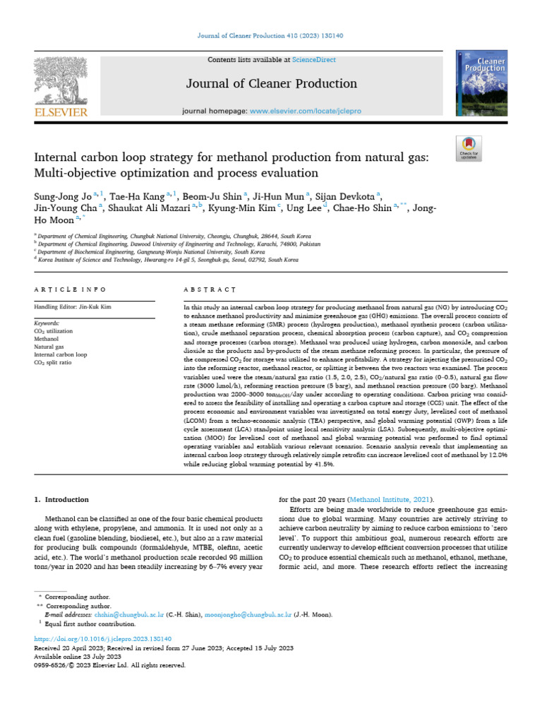 Internal carbon loop strategy for methanol production from natural gas_ Multi-objective ...