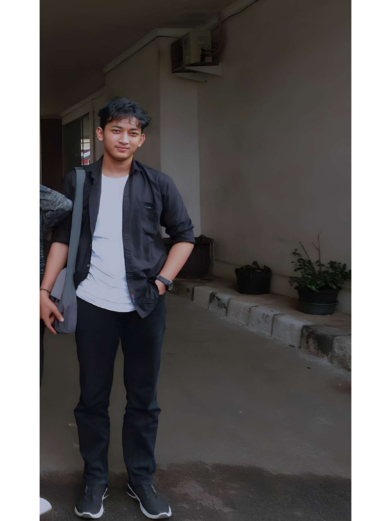 Rizan Mujahidul Ahkam Hanaaf - Foto | PDF