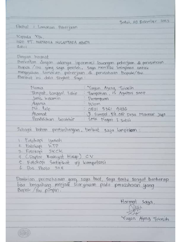 CV - Lamaran Kerja - Yuyun Ajeng Triasih | PDF