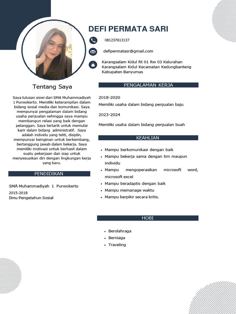 Lamaran Kerja Staff Administratif Defi Sari | PDF