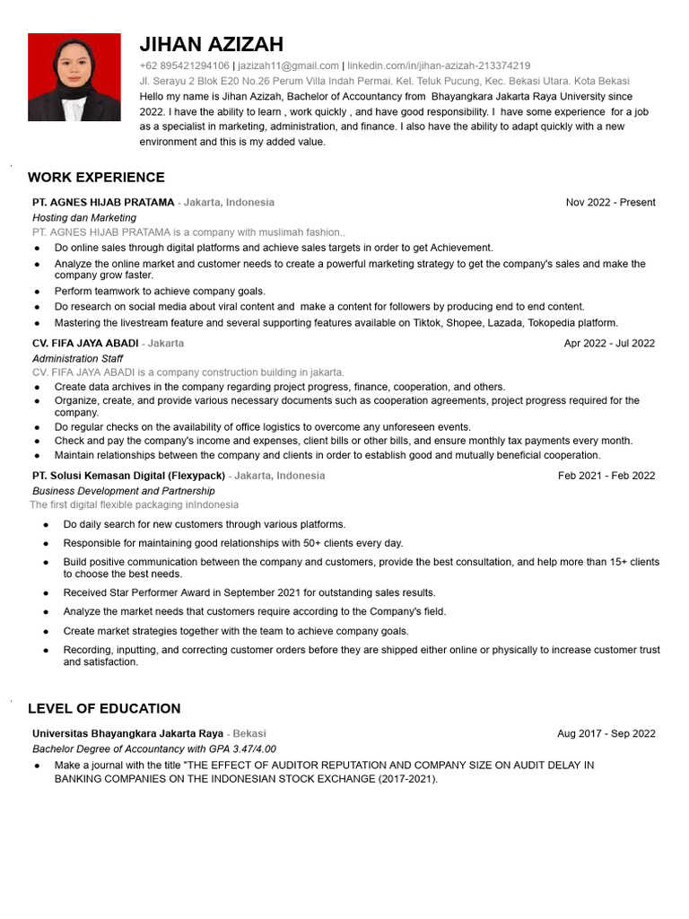 CV Jihan Azizah With English | PDF | Jakarta | Business