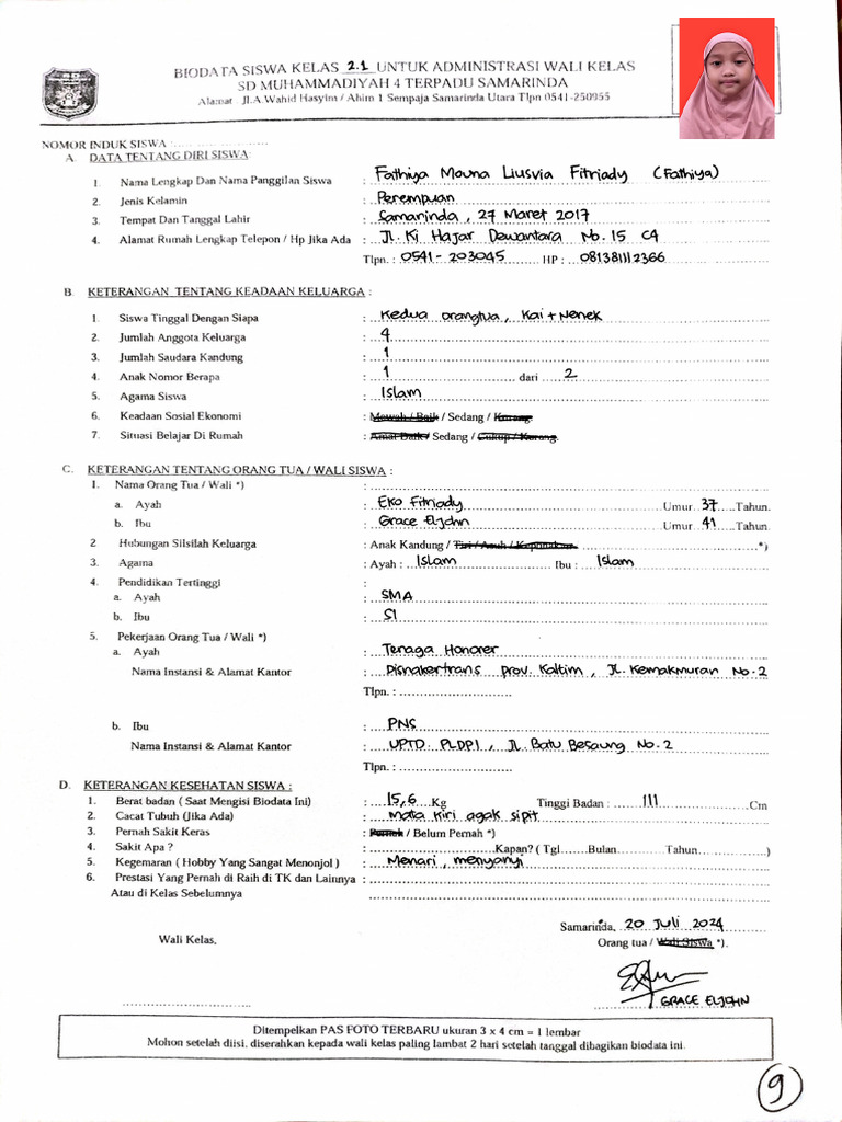 Biodata Fathiya 2.1 | PDF