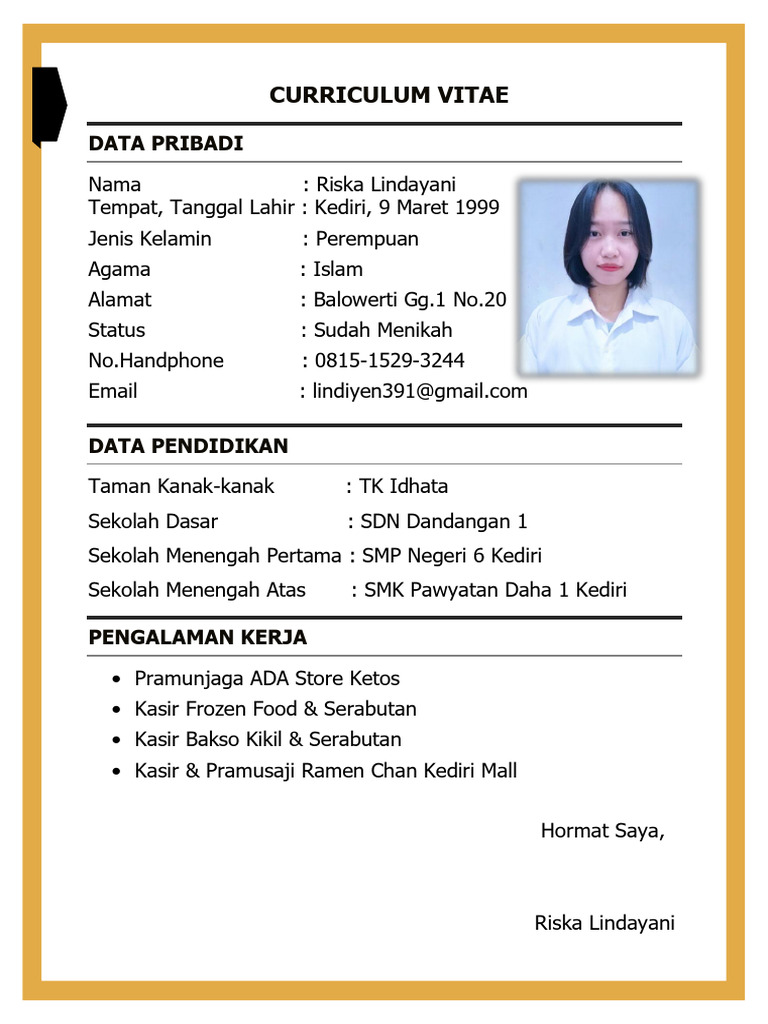 Biodata Diri (CV) | PDF | Kesehatan Holistik