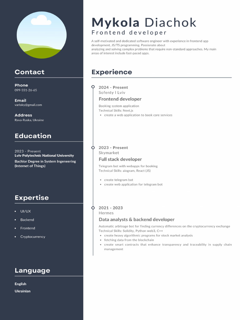Black White Minimalist CV Resume | PDF