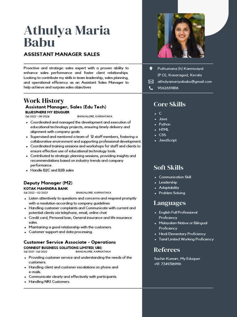 Simple Navy Blue Resume | PDF
