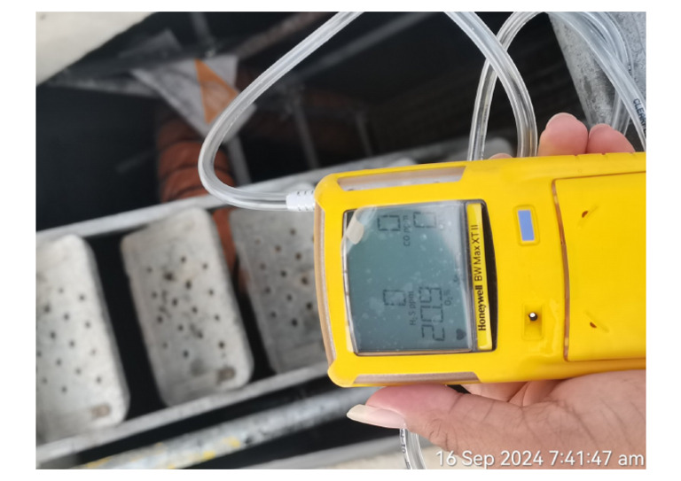 oxygen test at confine space | PDF