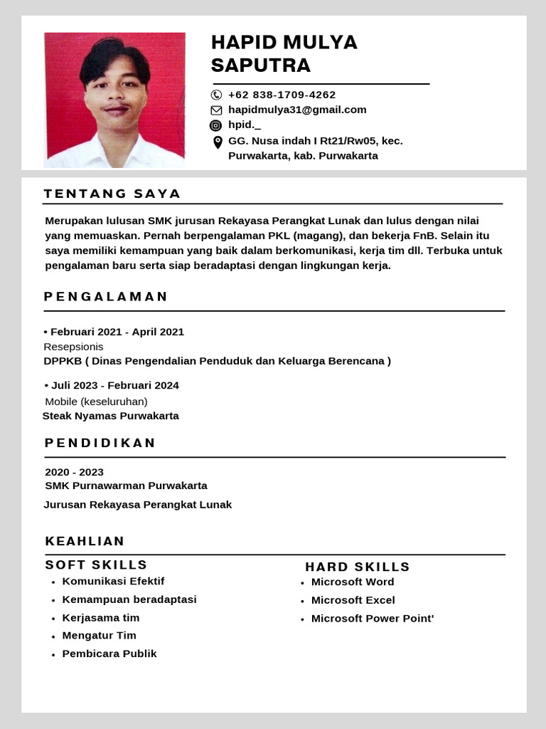 Putih Minimalis Profesional CV Tim Sosial Media Resume_20240418_223409_0000 | PDF