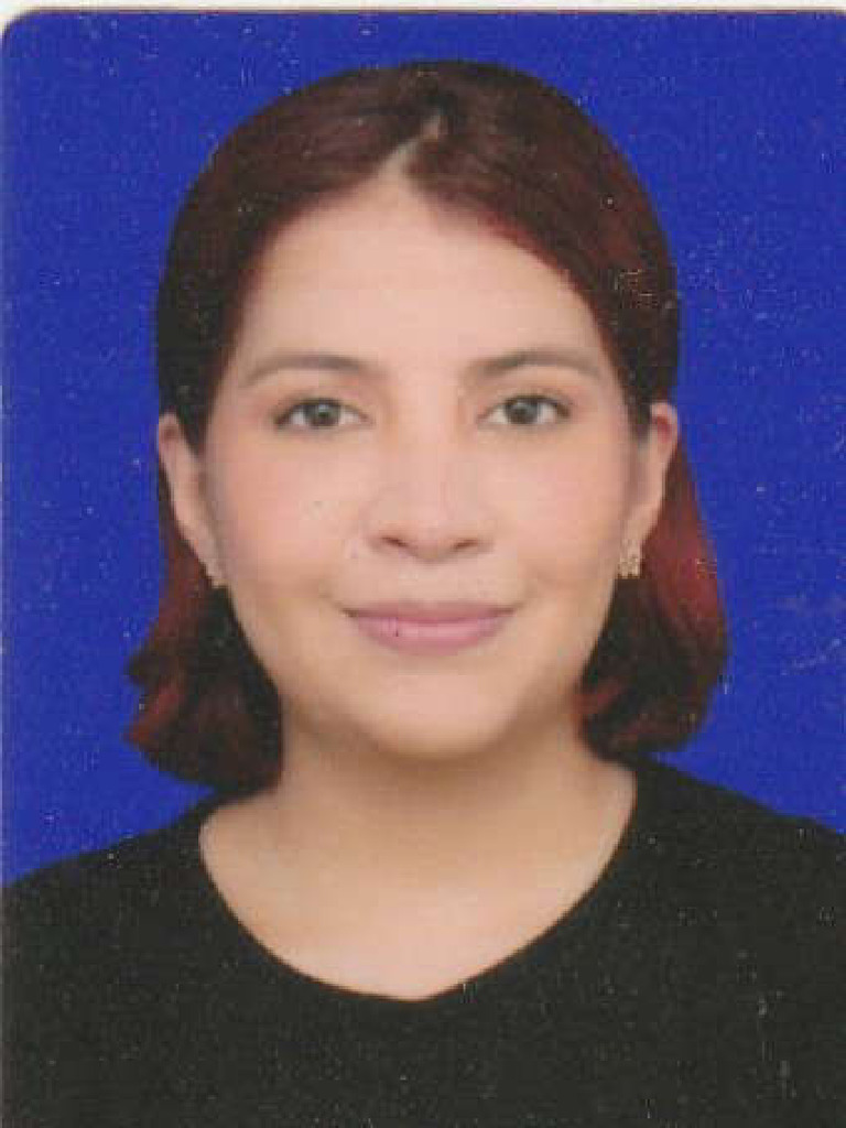 Foto Fondo Blanco Michelle Tualombo | PDF