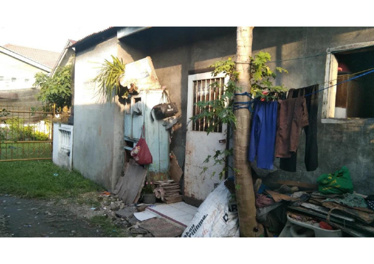 Foto Depan Rumah Arsyila Kls 1 | PDF