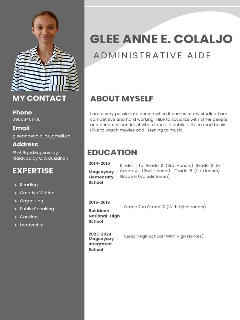 Grey White Modern Graphic Designer Resume | PDF
