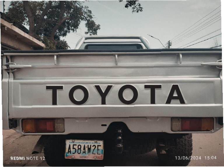 Toyota Letras Repujadas | PDF