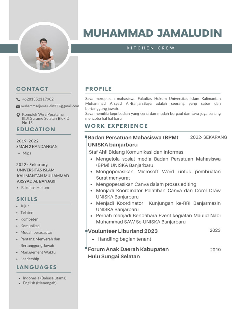 Gray and Green Simple Professional CV Resume | PDF