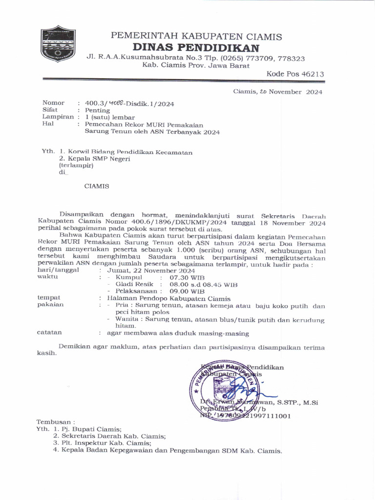 Pemecahan Rekor Muri Pemakaian Sarung Tenun ASN Oleh ASN | PDF