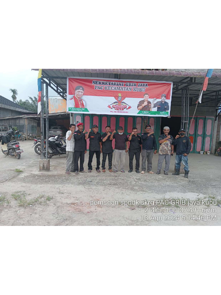 Foto Sekre Dan Rapat | PDF