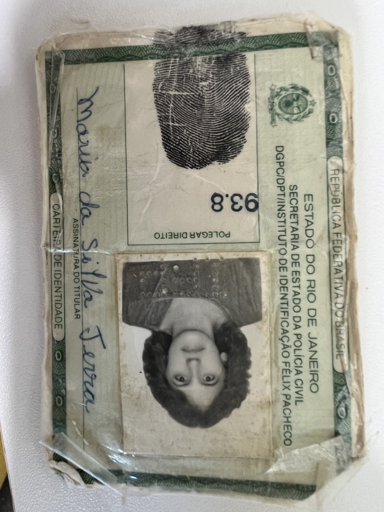 Frente RG Maria Terra | PDF