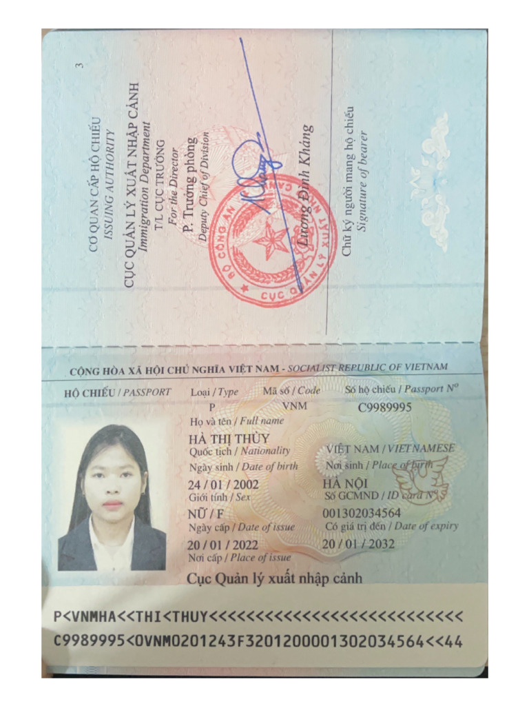 HA_THI_THUY_护照页 | PDF