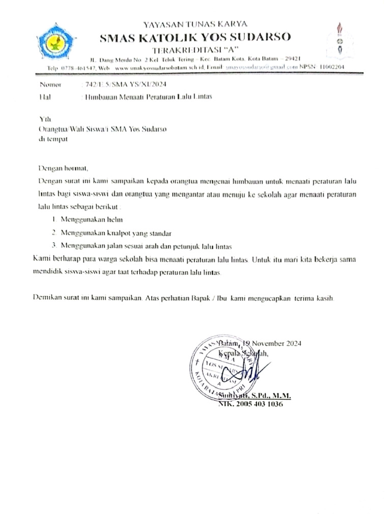 Himbauan Menaati Peraturan Lalu Lintas | PDF