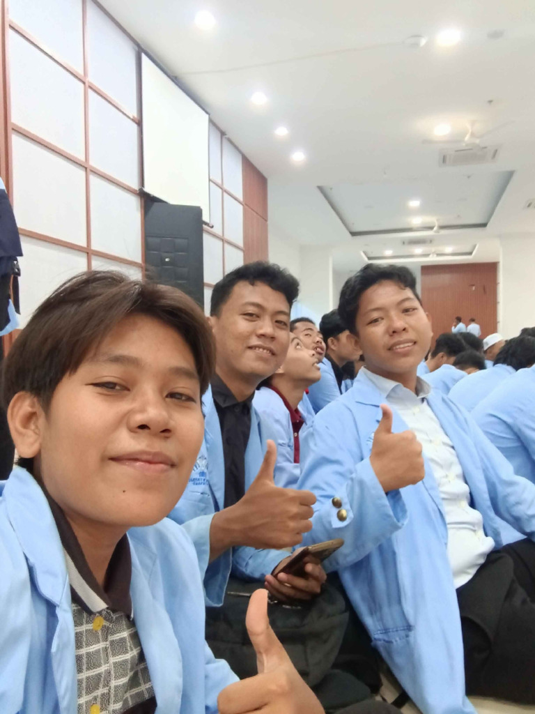 Selfie Dimas | PDF