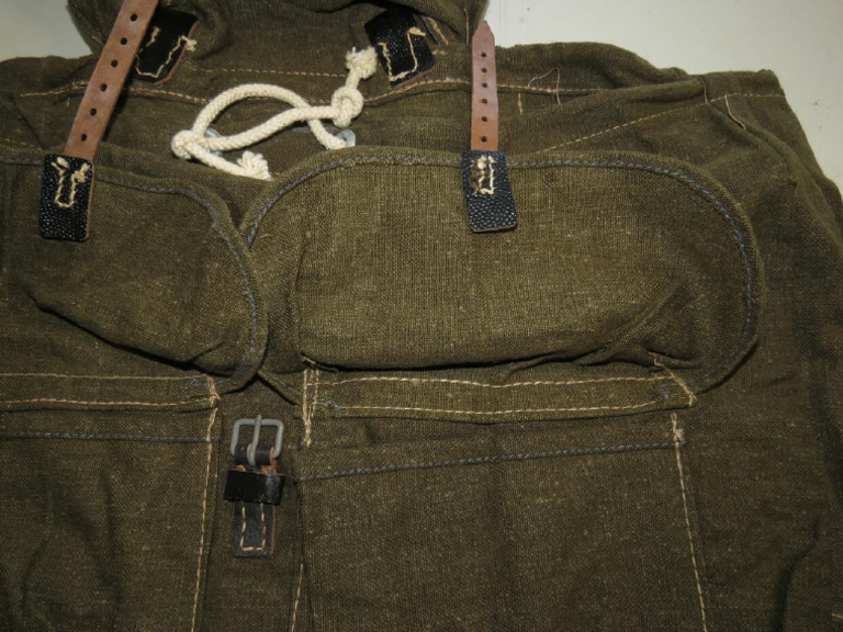 Wehrmacht Waffen Ss Backpack Mint Unmarked 10969 9 | PDF