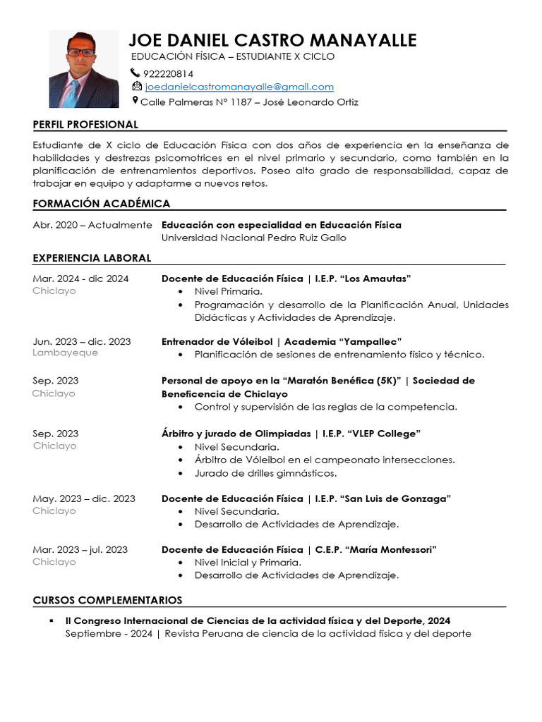 Estudiante de Educación Física con Experiencia | PDF | Deportes | Maestros