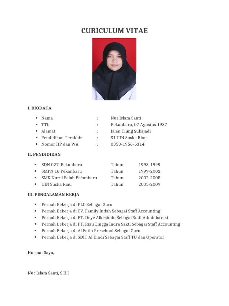 Contoh CV Nur Islam Santi | PDF