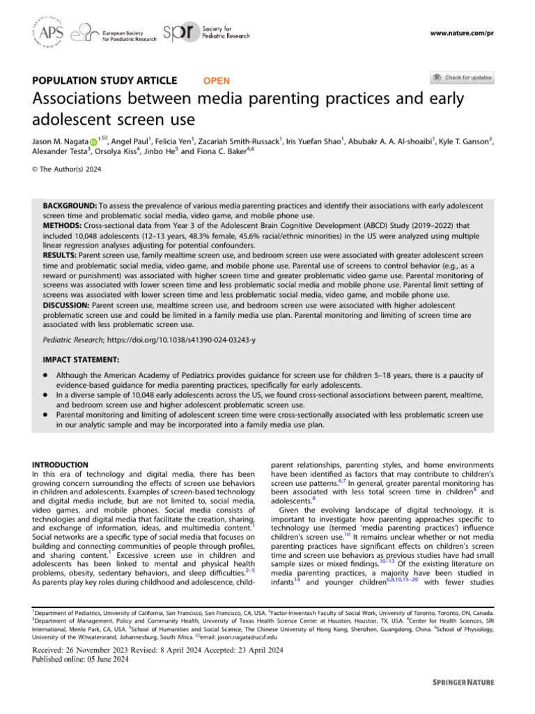 Media Parenting Impact on Teen Screen Use | PDF | Parenting | Adolescence