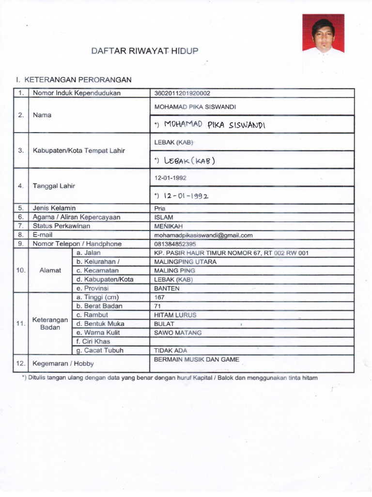 Daftar Riwayat Hidup Vika | PDF