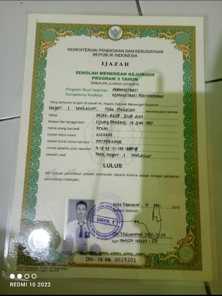Dokumen_ijazah-3fa4583e-ee16-4e6c-b63c-ca3dabe950ee | PDF