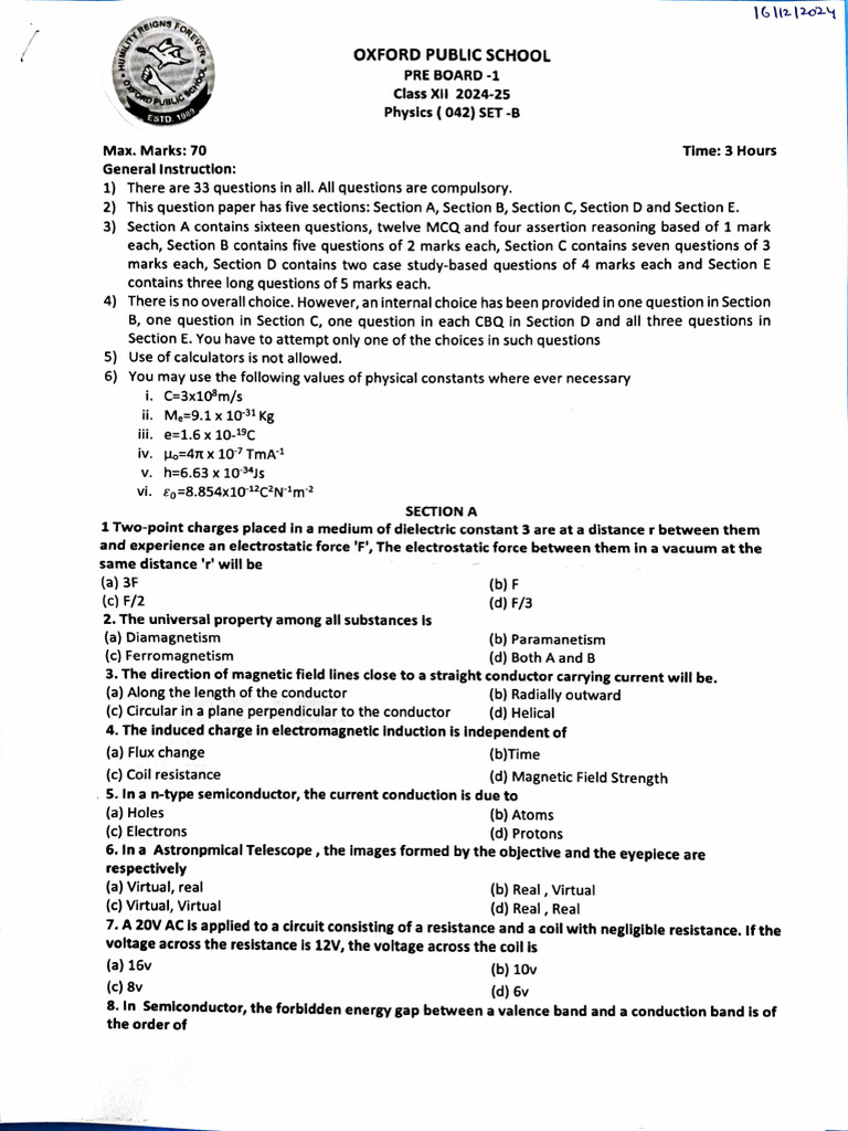 12th Phy.b Preboard 2024 | PDF | Capacitor | Capacitance
